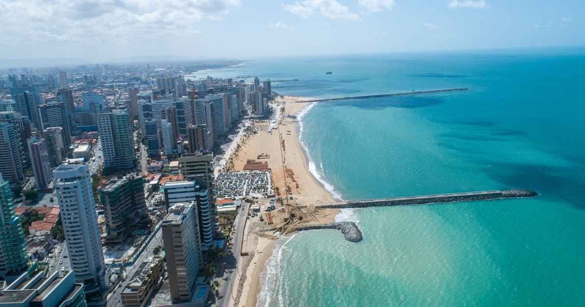 Praia do Meireles: descubra o paraíso no coração de Fortaleza